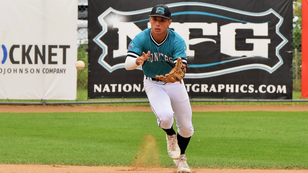 From Hogs To Honkers, Moore Excels – thegrindbaseball.com